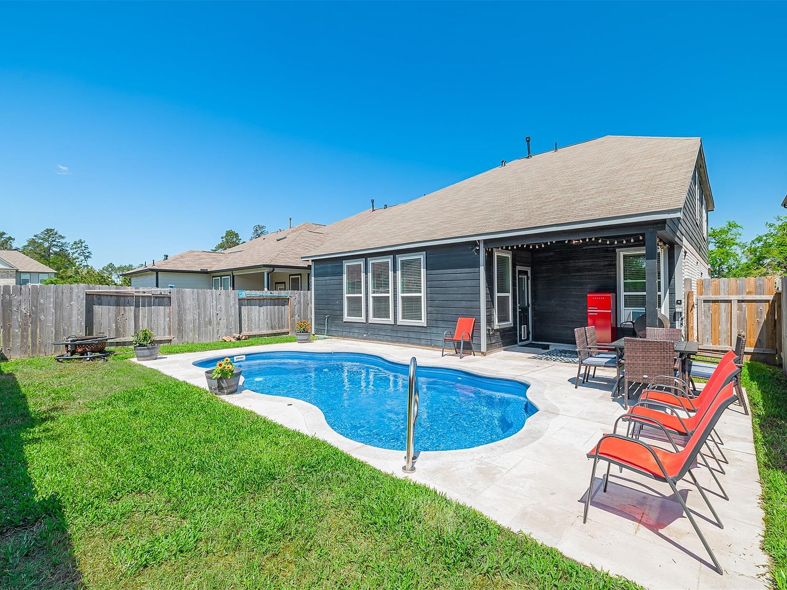 2712 Shady Maple Trl, Conroe, TX 77301 | MLS #20430445 | Zillow