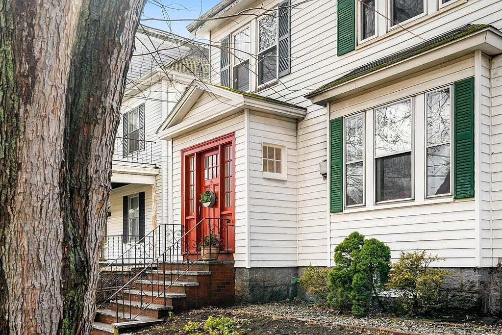 30 Hathorne St #2, Salem, MA 01970 | Zillow