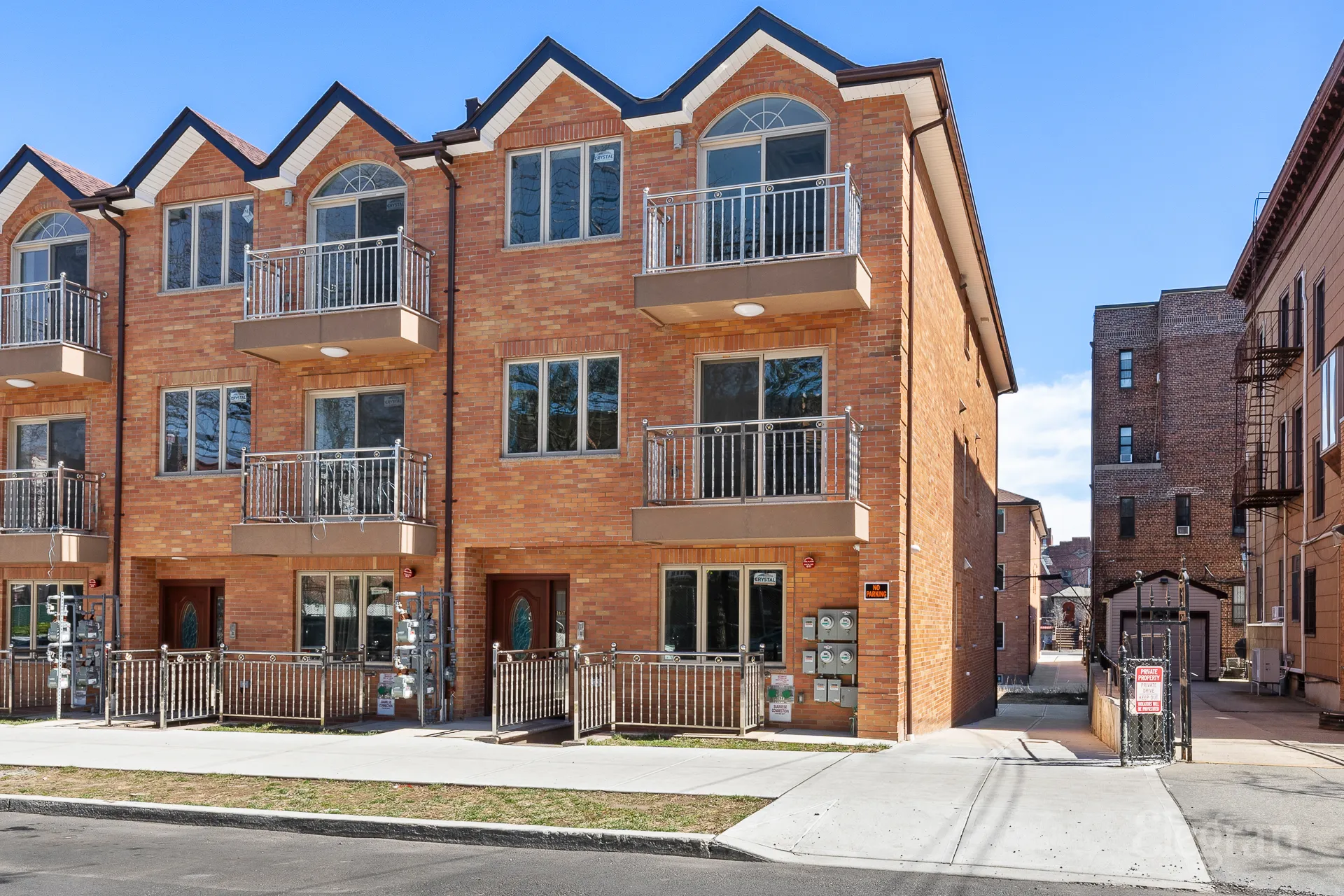 39-57 57th Street #UNIT2 in Woodside, Queens | StreetEasy