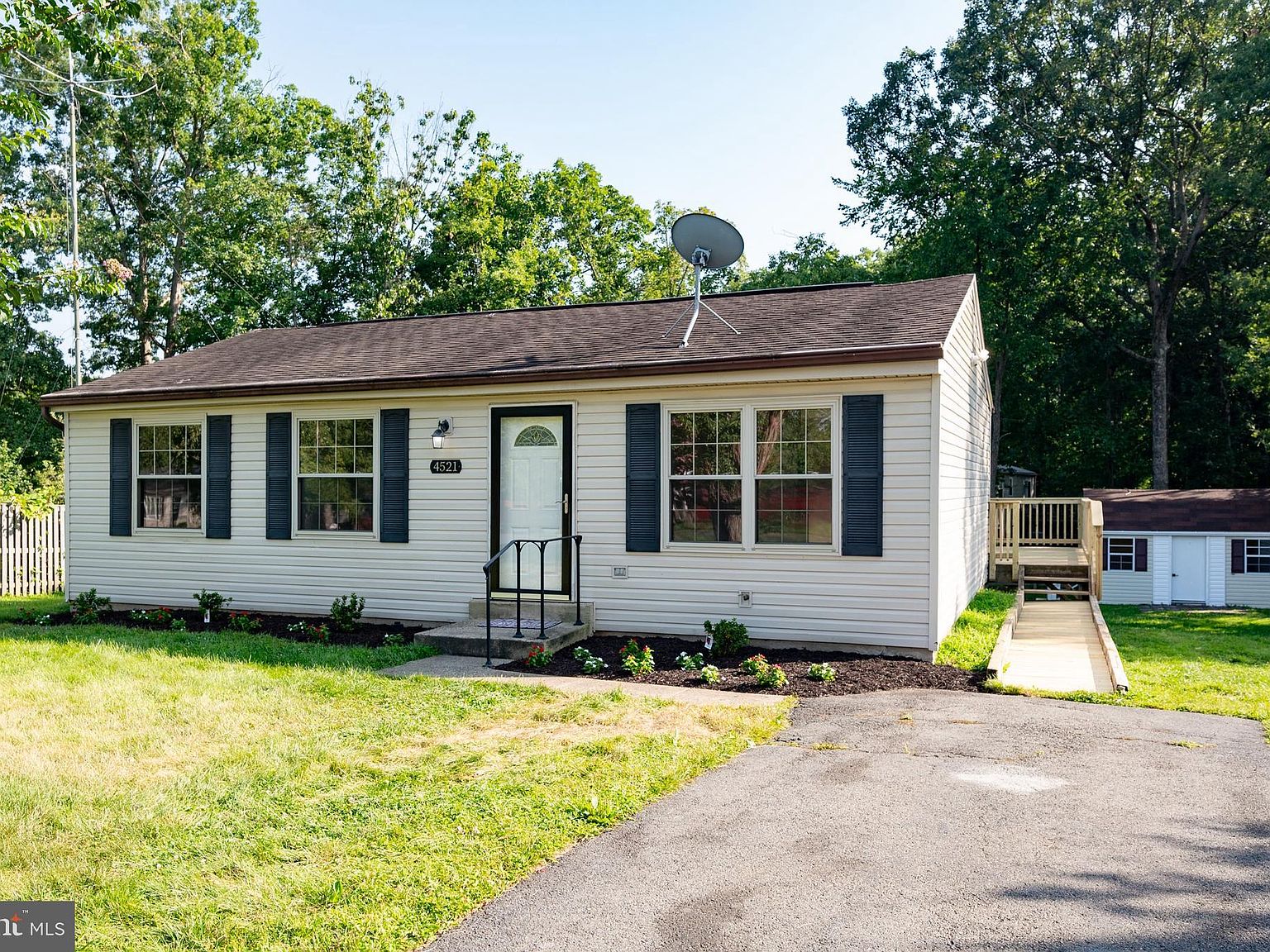 4521 Cub Run Rd, Chantilly, VA 20151 | Zillow
