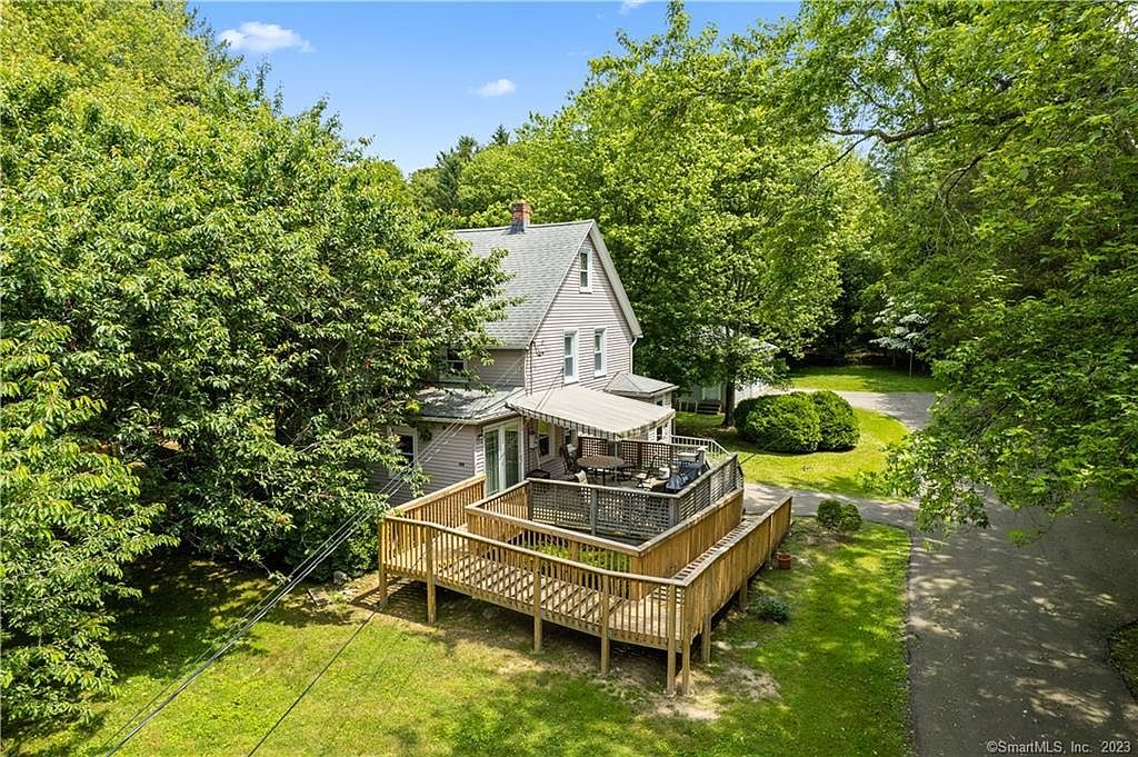 109 Shore Road, Waterford, CT 06385 | Zillow