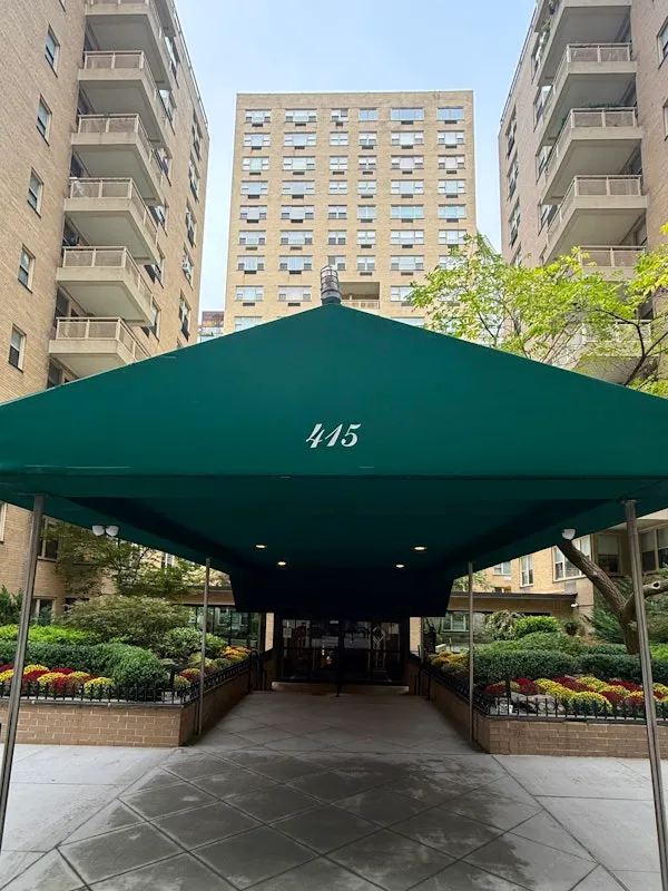 415 East 52nd Street #3EC in Beekman, Manhattan | StreetEasy