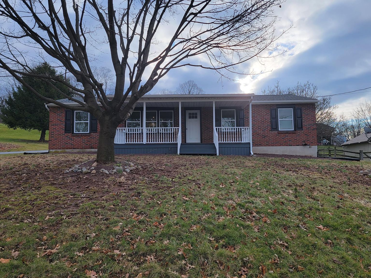 11 Park St, Stevens, PA 17578 | Zillow