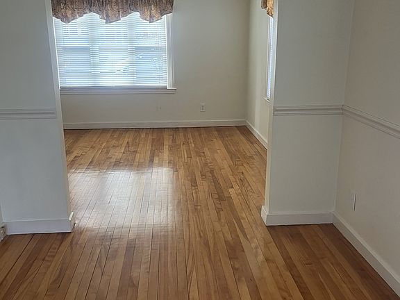 129 Uncatena Ave #L, Worcester, MA 01606 | Zillow