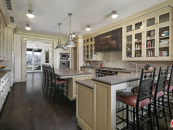 10702 Levico Way, Los Angeles, CA 90077 | MLS #23-239089 | Zillow