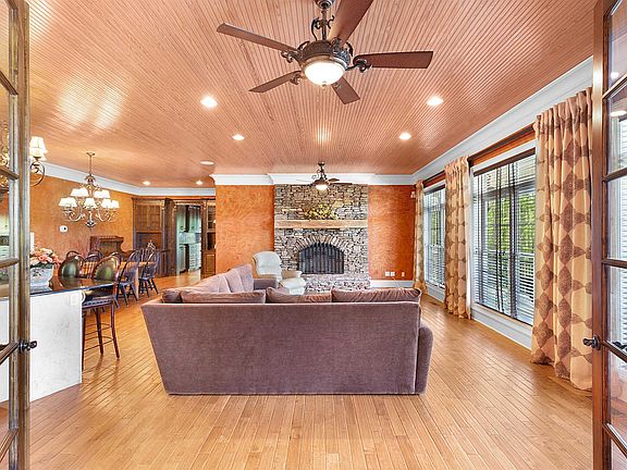 1895-1895A Highway 28, Red Bay, AL 35582 | MLS #10167115 | Zillow