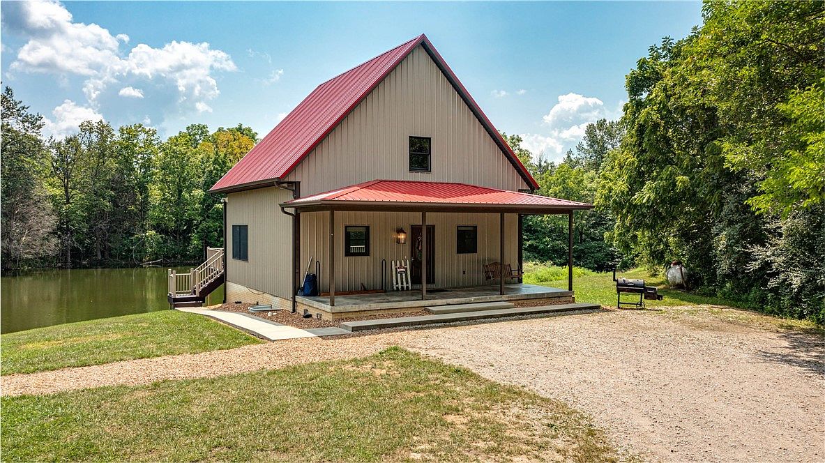 974 County Rd #1300, Sullivan, IL 61951 | MLS #6241544 | Zillow