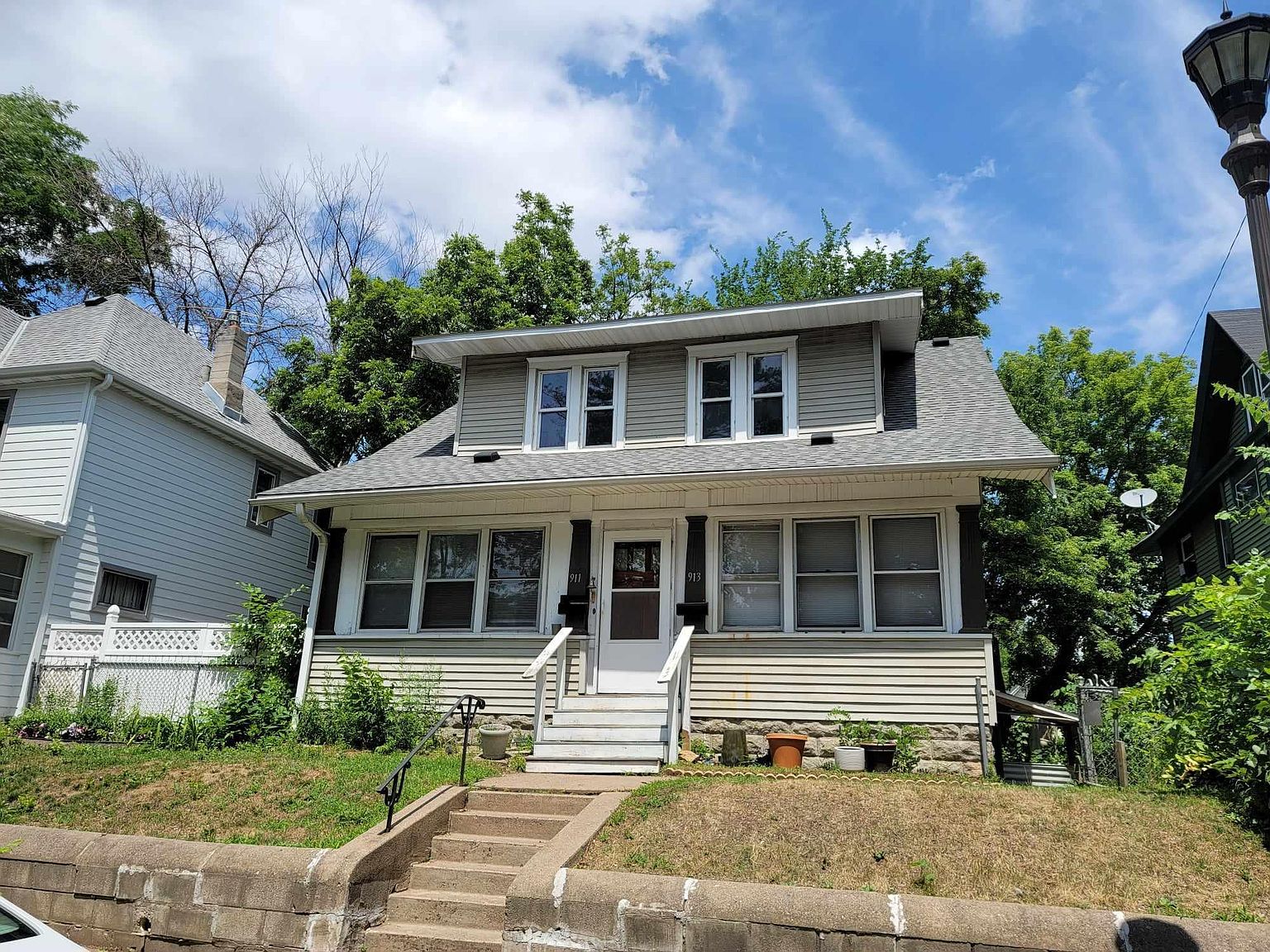 911 & 913 6th St E, Saint Paul, MN 55106 | MLS #6398738 | Zillow