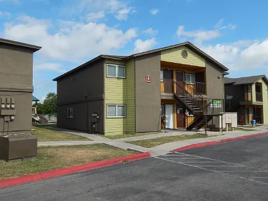 Gillette Square Apartments - 642 Gillette Blvd San Antonio TX | Zillow