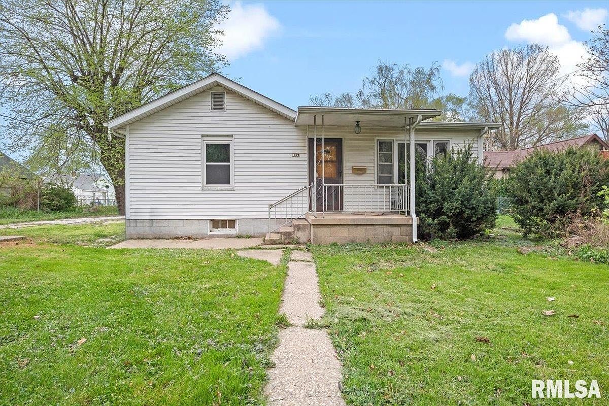1617 N 13th St, Springfield, IL 62702 | MLS #CA1028751 | Zillow