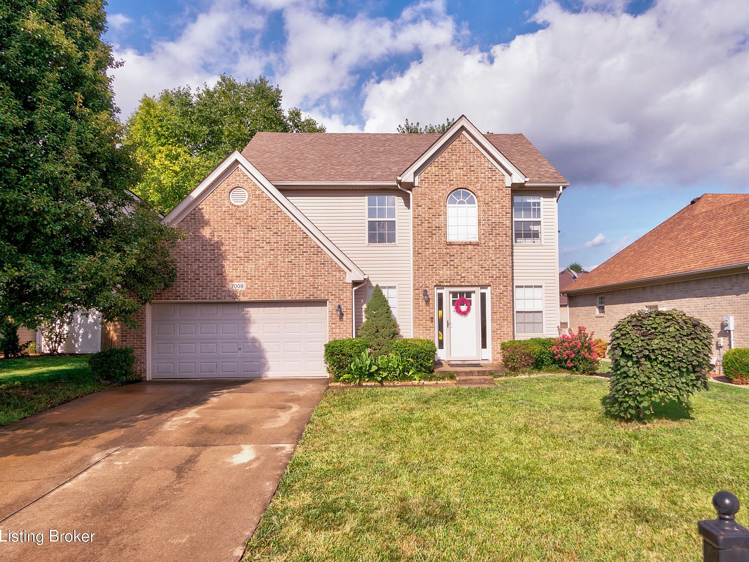 7009 Black Walnut Cir, Louisville, KY 40229 | MLS #1647841 | Zillow