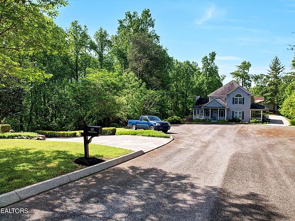 131 Lakeview Dr, Harriman, TN 37748 | MLS #1261844 | Zillow