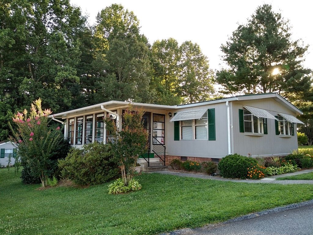 127 Spring Haven Dr, Flat Rock, NC 28731 | Zillow
