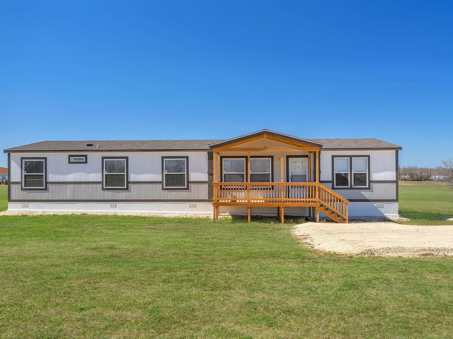 683 Rossville Rd, Somerset, TX 78069 | Zillow