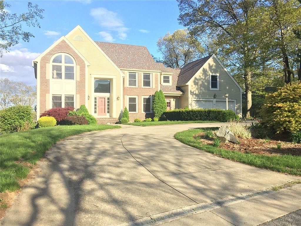 17 Sandy Ln, Bristol, RI 02809 | Zillow