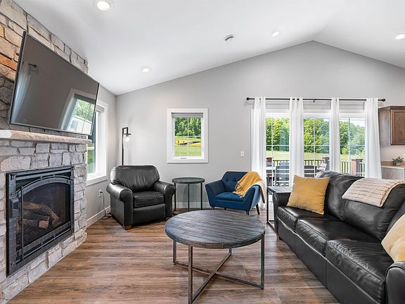 W5719 Trackside Rd #14, Plymouth, WI 53073 | MLS #50301047 | Zillow