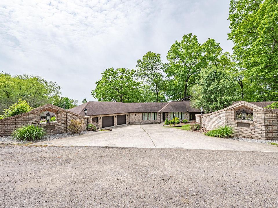 116 Forest Hills Blvd, Waverly, OH 45690 | MLS #223013877 | Zillow