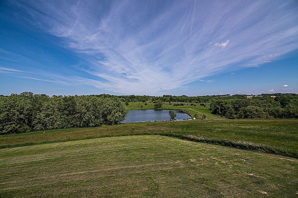 134 Wildwood Dr, Monmouth, IA 52309 | Zillow