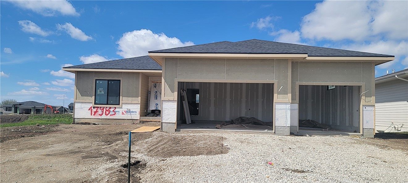 17983 Townsend Dr, Clive, IA 50325 | MLS #692801 | Zillow