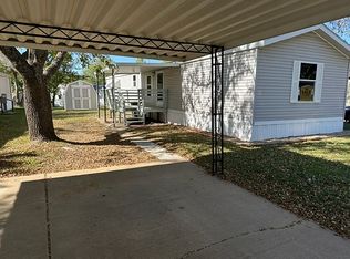 302 SE Birch St, Topeka, KS 66609 | Zillow