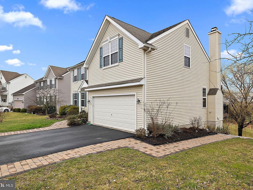 318 Providence Hill Rd, East Fallowfield, PA 19320 | Zillow