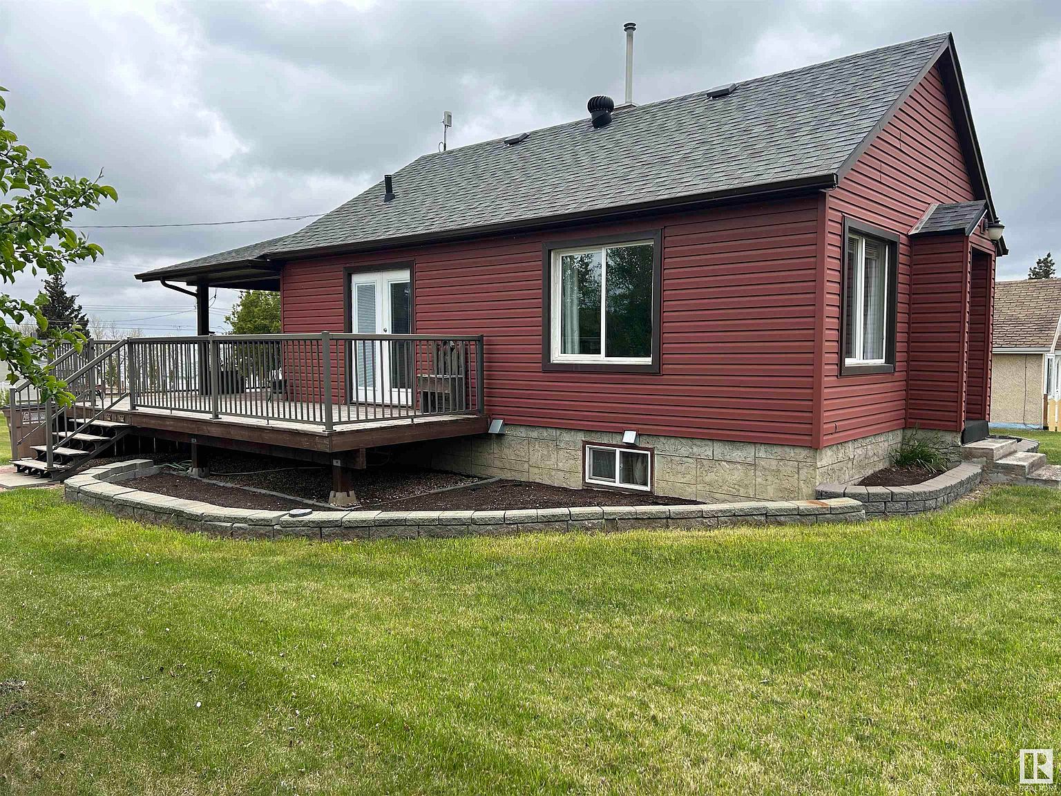 4900 3rd St S, Boyle, AB T0A 0M0 | MLS #E4437462 | Zillow