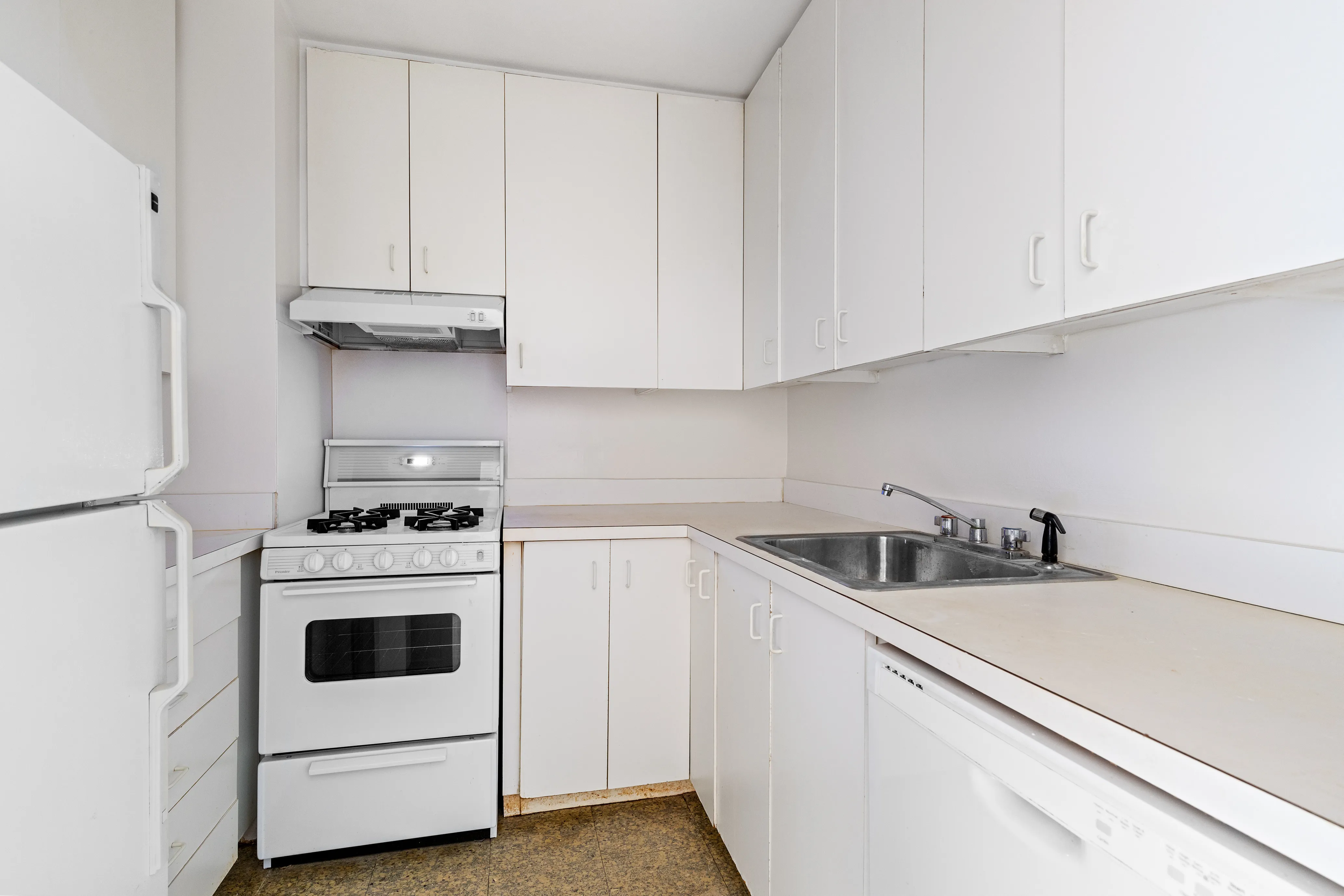 305 East 24th Street #18R in Kips Bay, Manhattan | StreetEasy