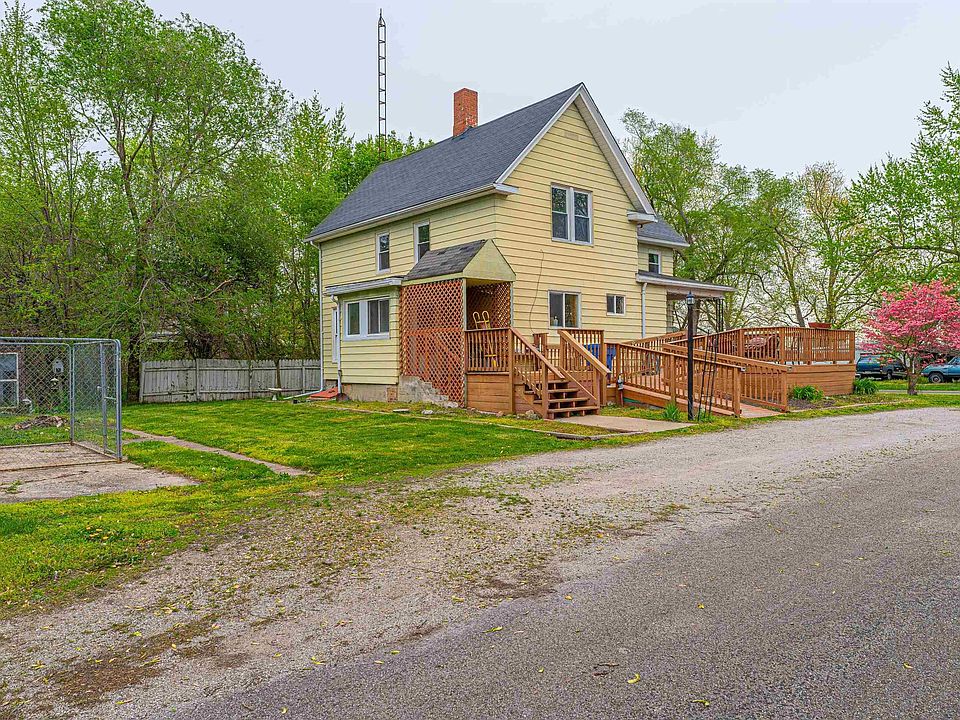 207 S Main St, Middletown, IL 62666 | Zillow
