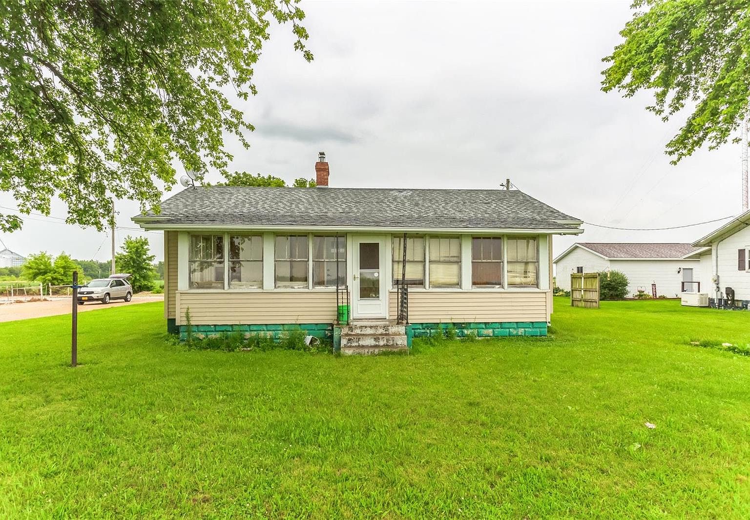 18816 N Route 78, Laura, IL 61451 | MLS #24046917 | Zillow