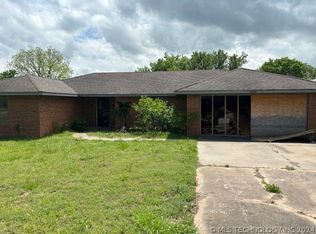 820 E 17th St, Ada, OK 74820 | MLS #2413689 | Zillow