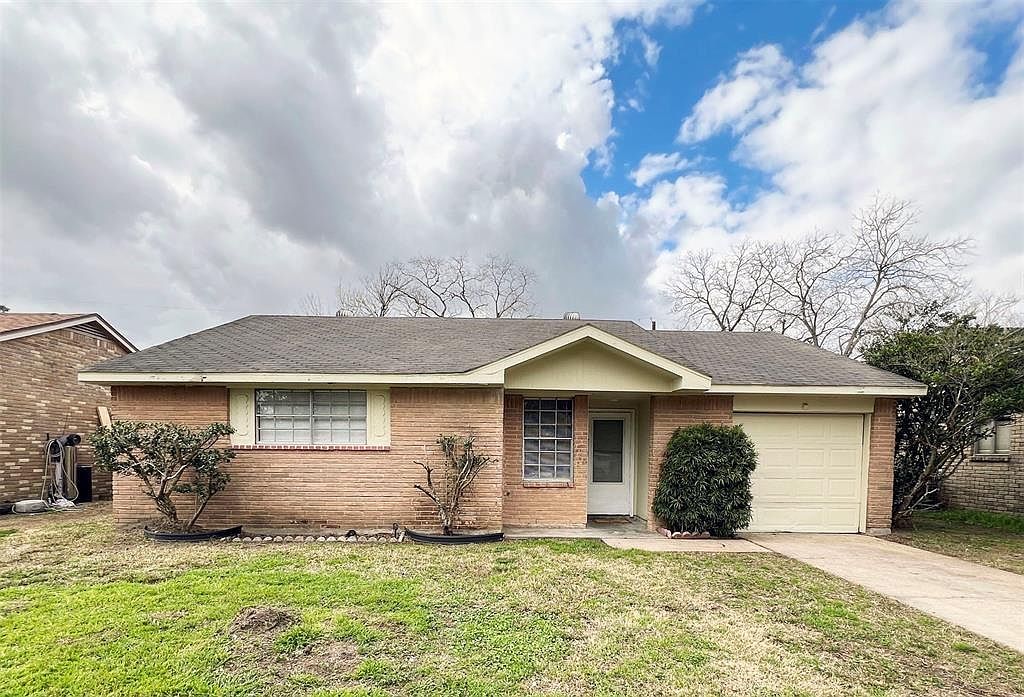 14510 Essendine Ln, Houston, TX 77045 | MLS #66872295 | Zillow