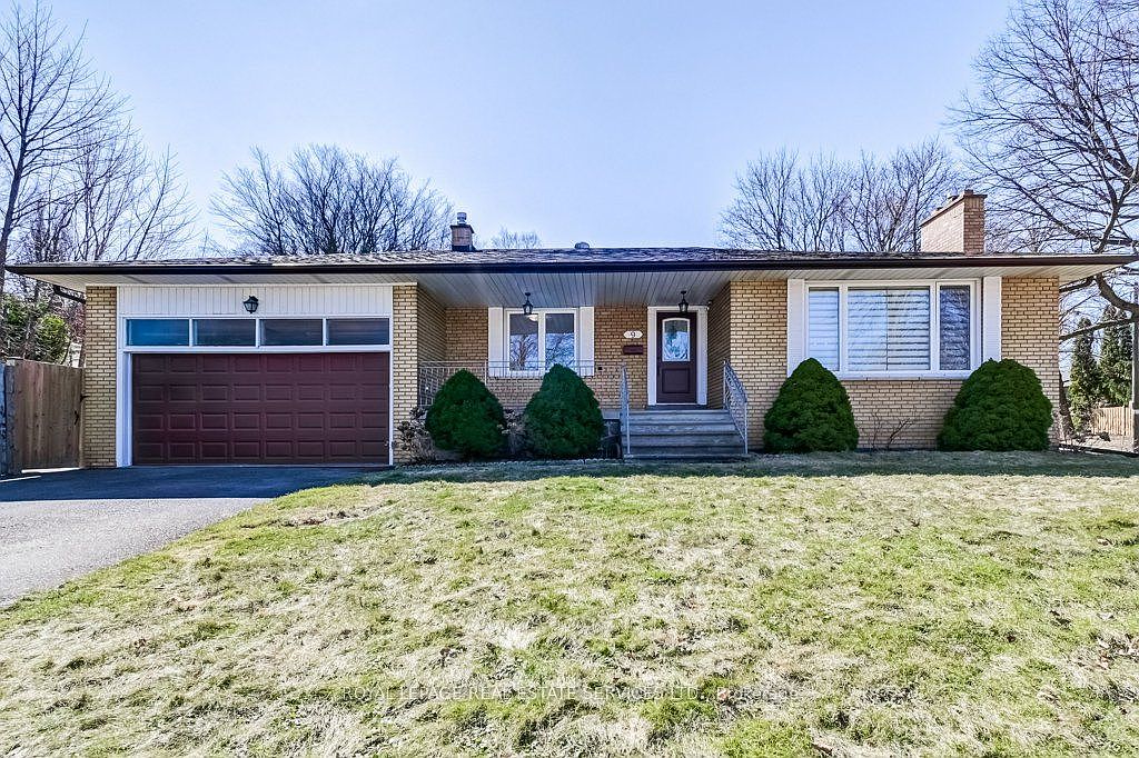 9 Strathdee Dr #9, Toronto, ON M9R 1A5 | MLS #W12056965 | Zillow