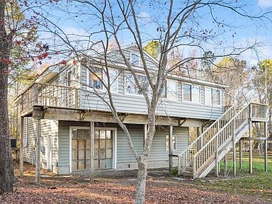 1303 Dandy Loop Rd, Yorktown, VA 23692 | Zillow