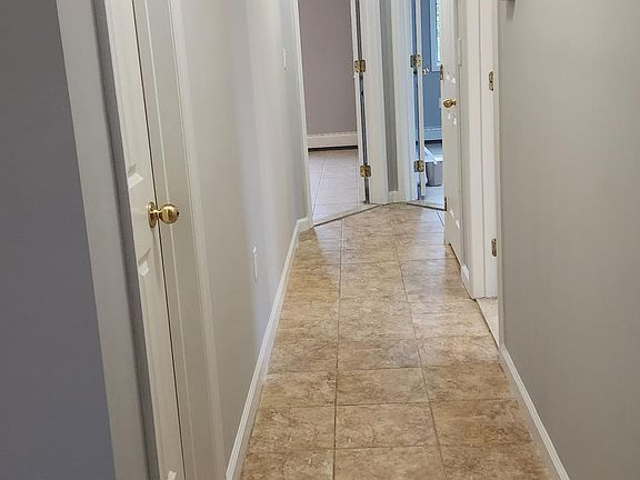 6639 79th Pl #3, Middle Village, NY 11379 | Zillow