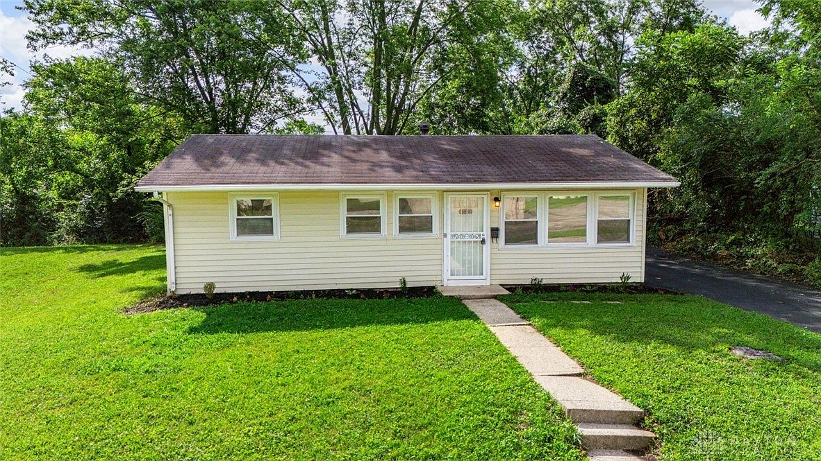 4930 Porterfield Dr, Dayton, OH 45417 | Zillow