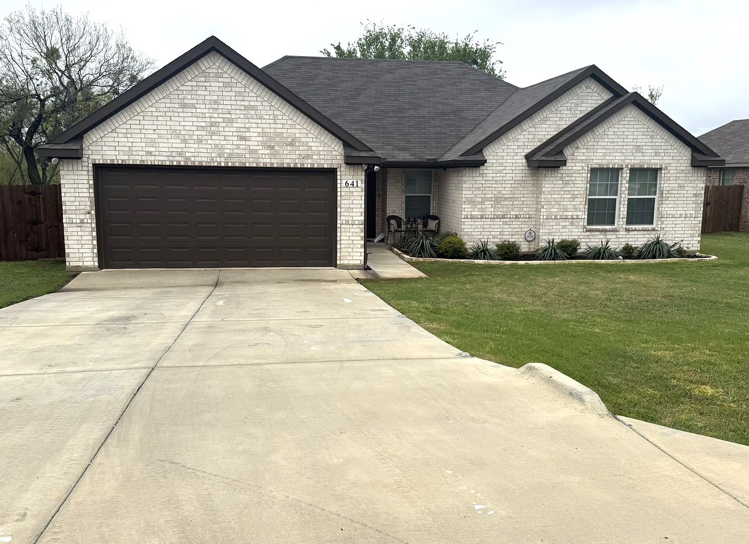 641 Half Moon Way, Runaway Bay, TX 76426 | Zillow