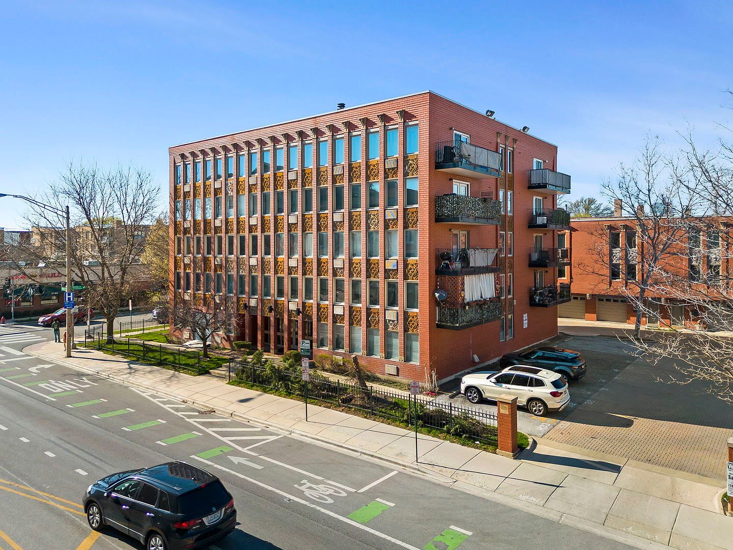1041 Susan Collins Ln APT 102, Oak Park, IL 60302 | MLS #11759119 | Zillow