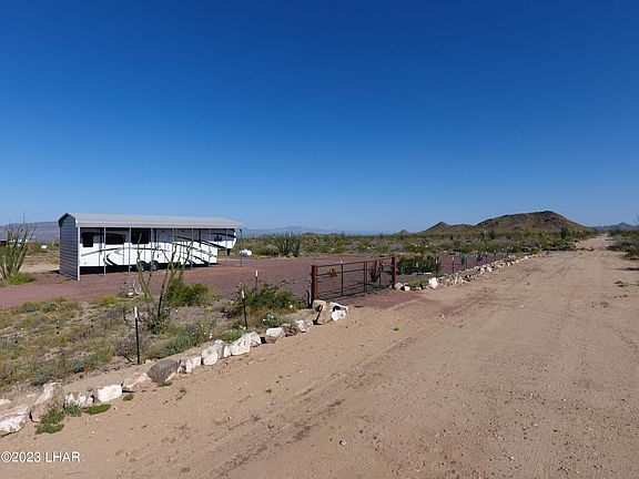 13864 Duquesne Rd, Yucca, AZ 86438 | MLS #1027583 | Zillow
