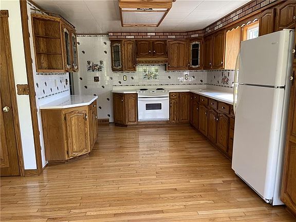 100 Rohaley Ln, Smock, PA 15480 | MLS #1654972 | Zillow