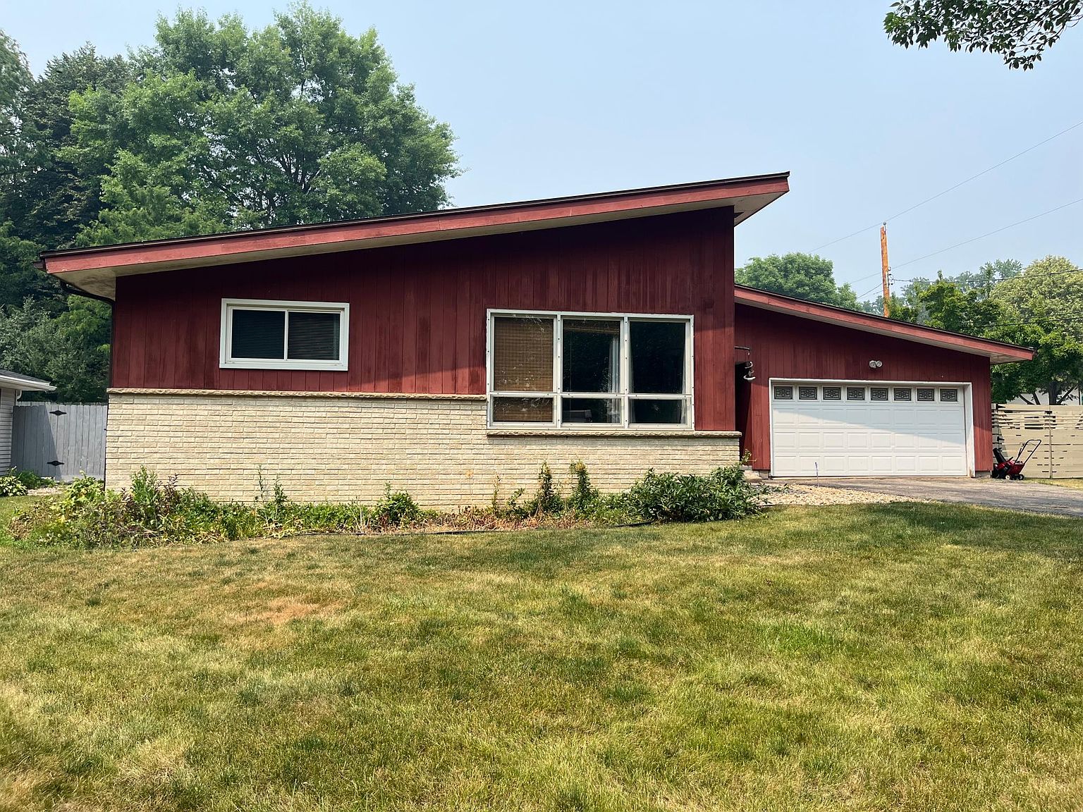 5526 Ethelwyn Rd, Madison, WI 53713 | Zillow