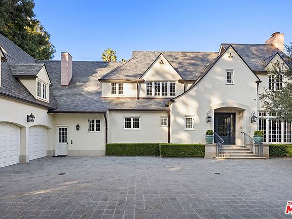 10301 Strathmore Dr, Los Angeles, CA 90024 | MLS #25496463 | Zillow