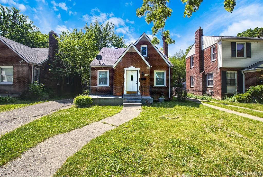 12576 Elmdale St, Detroit, MI 48213 | MLS #20250021060 | Zillow