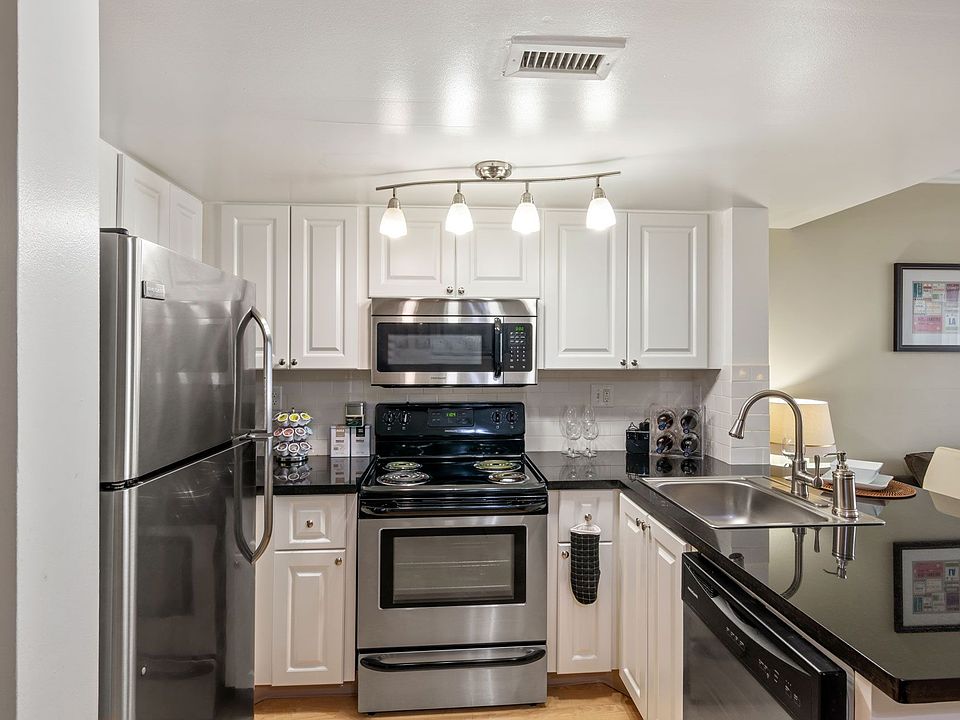 Ludlam Point - 6880 SW 44th St Miami FL | Zillow