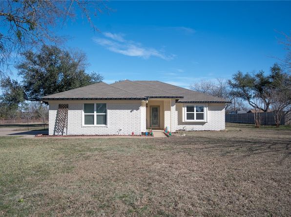 Lorena TX Single Family Homes For Sale - 70 Homes | Zillow