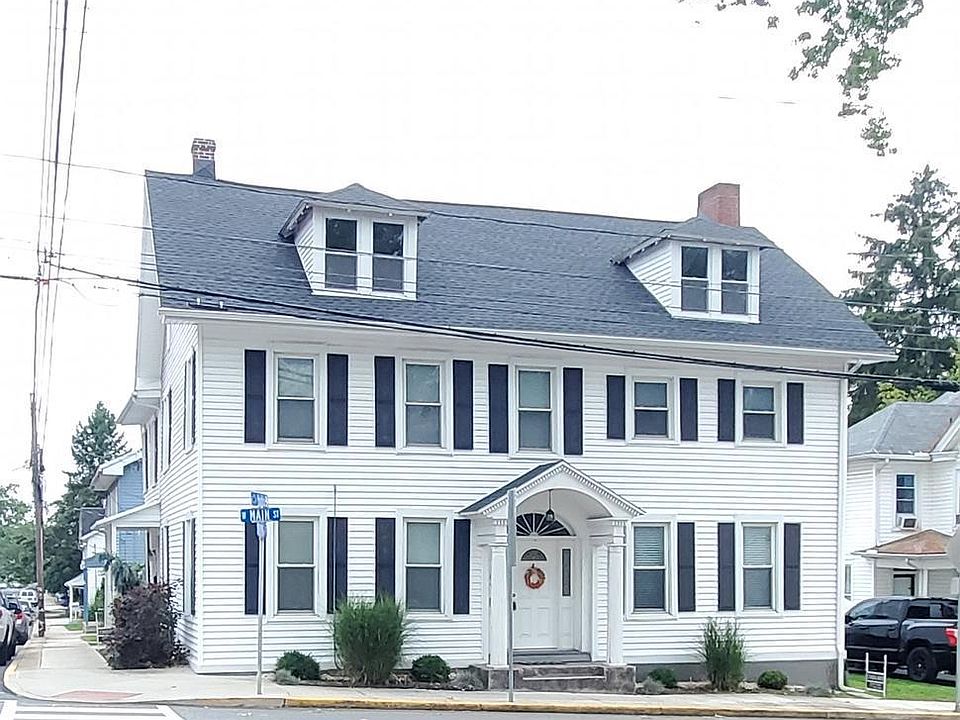 104 W Main St, Middletown, PA 17057 | Zillow