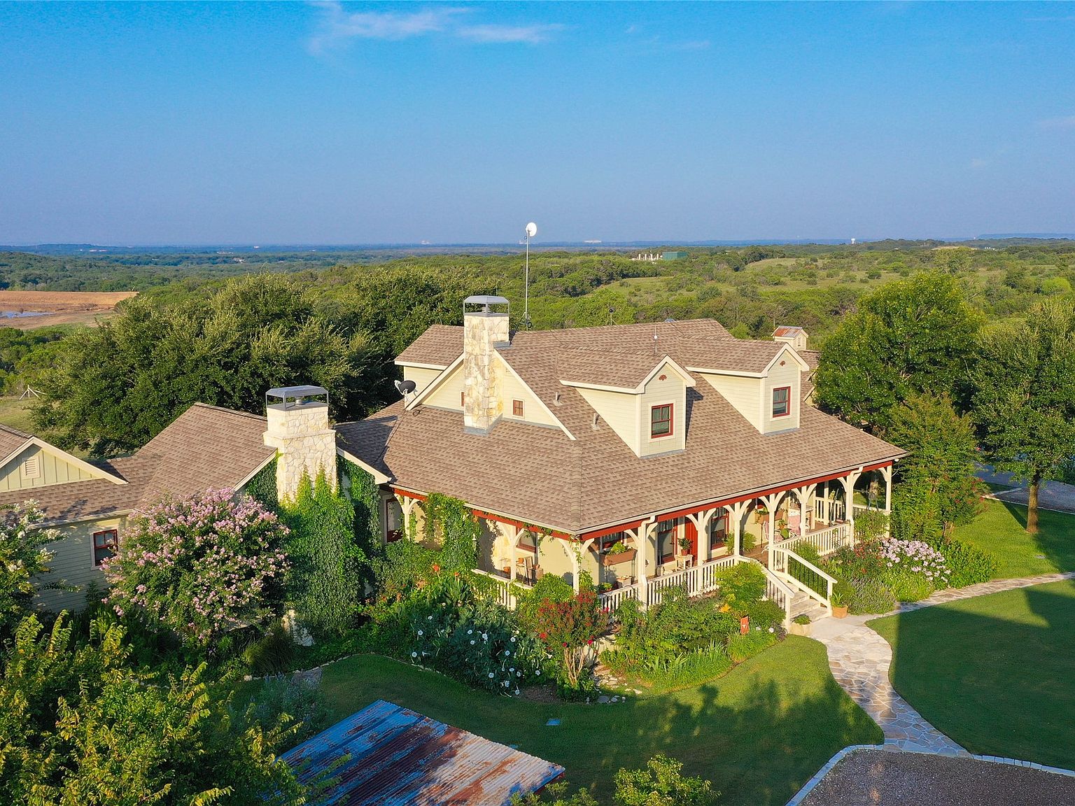 12661 Sue Ln Godley Tx 76044 Zillow