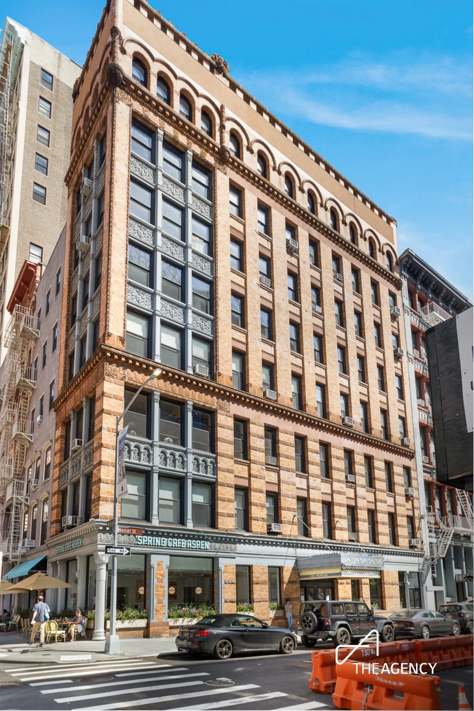 250 Mercer Street #1207B in Greenwich Village, Manhattan | StreetEasy
