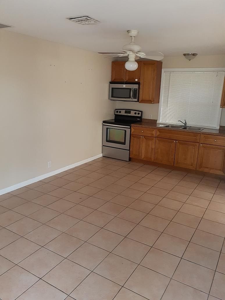 1791 Juno Rd #8, North Palm Beach, FL 33408 | Zillow