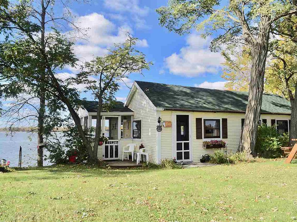 66 Lakewood Drive, Swanton, VT 05488 | Zillow