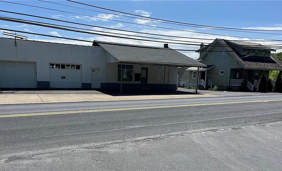 722 W Pennsylvania Ave, Pen Argyl, PA 18072 | Zillow
